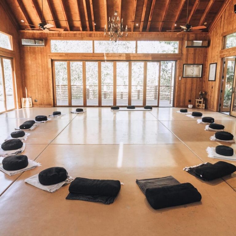 Under a Harvest Moon Witchcraft Retreat | Celebrate the Abundance in ...